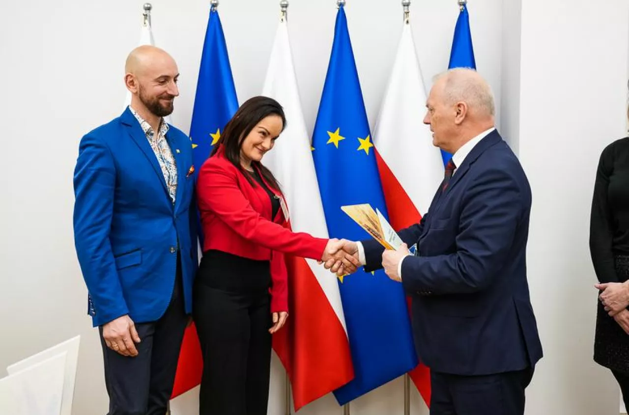 Polski rolnik, Maciej Pohl w TOP 10 najlepszych producentów mleka na ...